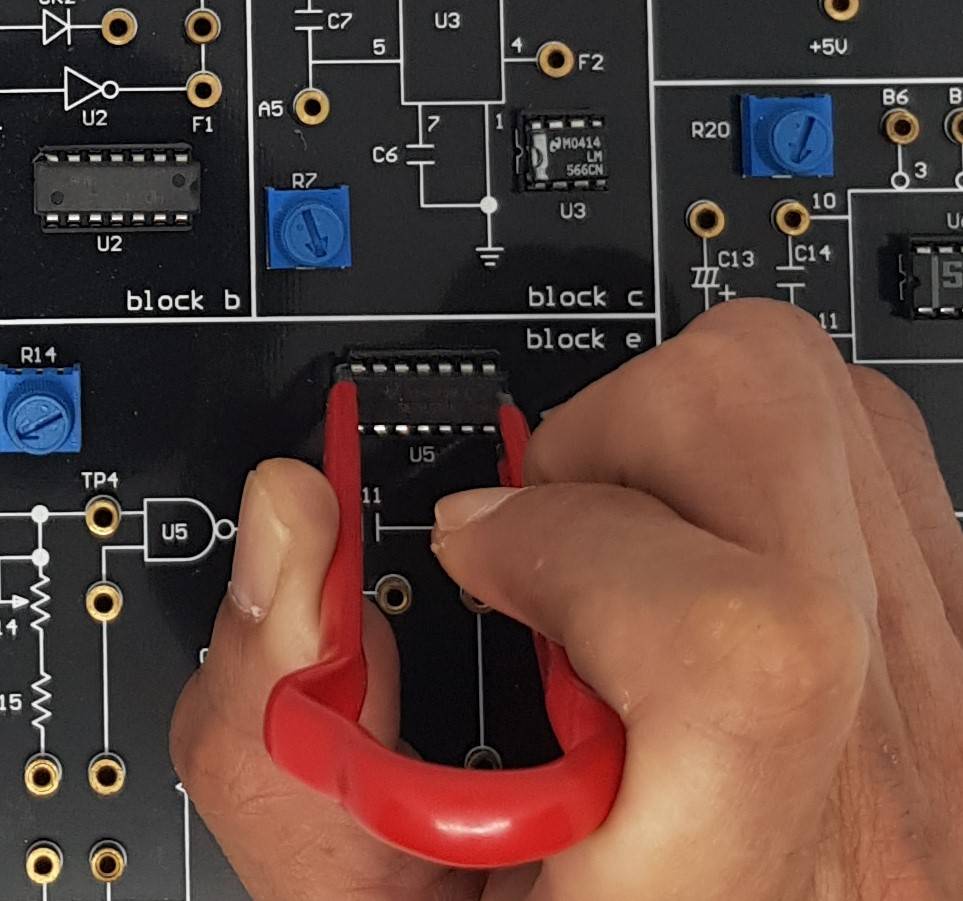 DIL / DIP IC EXTRACTOR REMOVAL TOOL