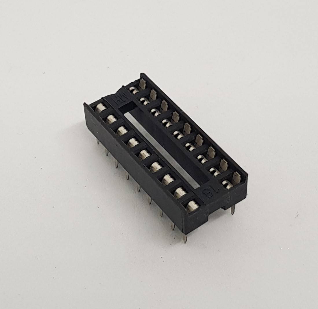 IC SOCKET, DIP, 8, 14, 16, 18, 20, 24N, 24W, 28N, 28W, 32, 40 PINS ( 3 ...